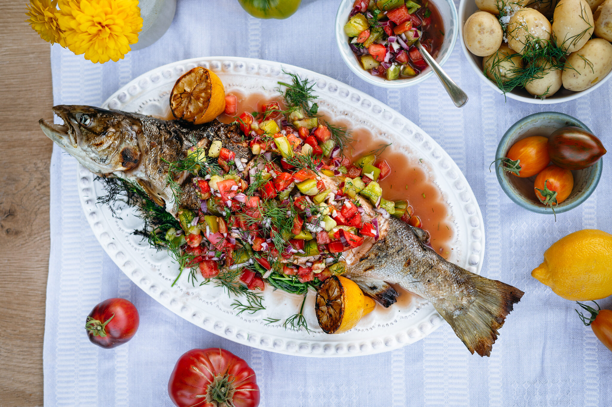 Retsept: tervelt grillitud metsik forell tomatisalatiga - Peetri Lõheäri